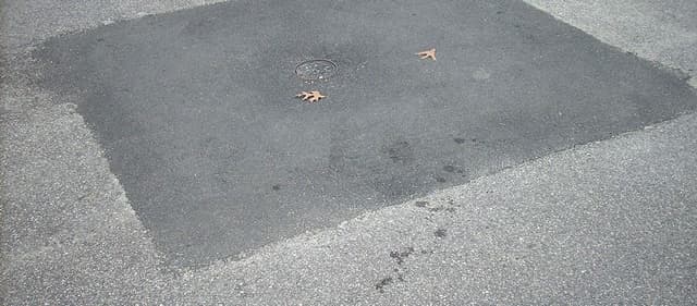 Manhole/valve/drain Surrounds